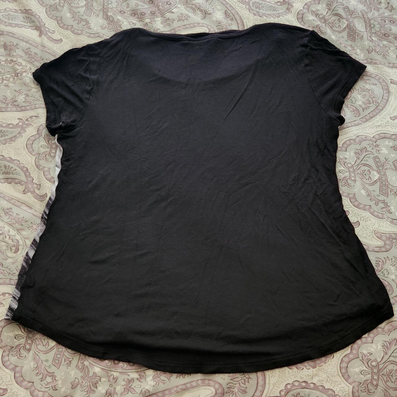 Simply Vera Vera Wang Women's Black and Silver Shirt | Depop