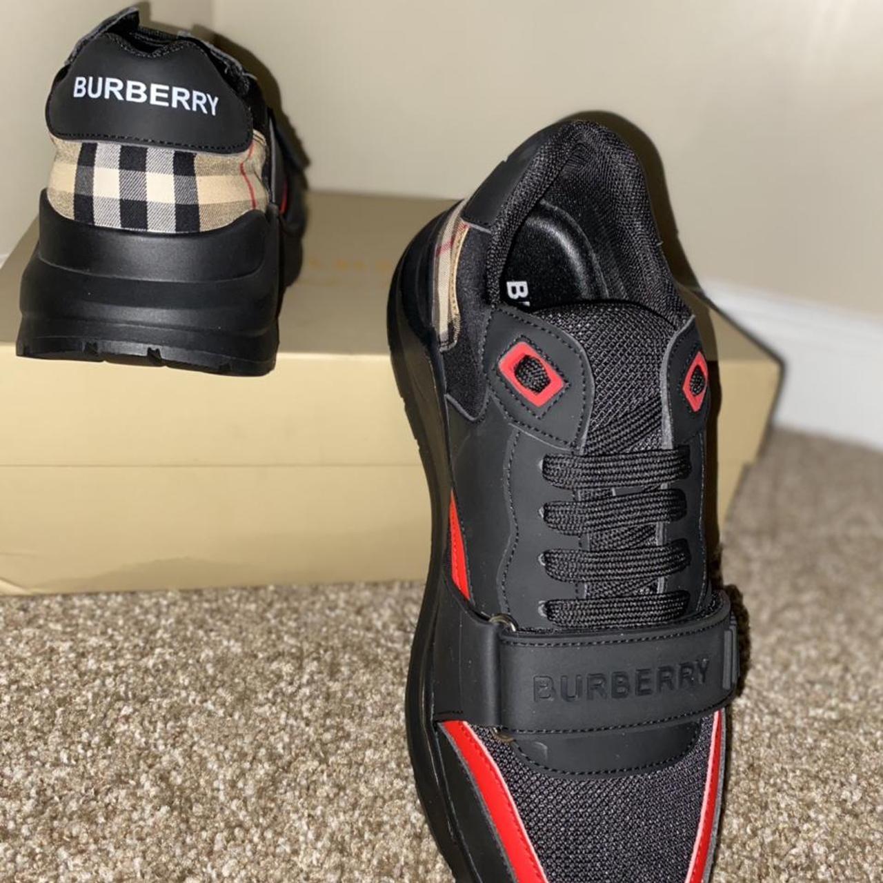 Burberry Trainer Sneakers Eu39/8Women - Depop