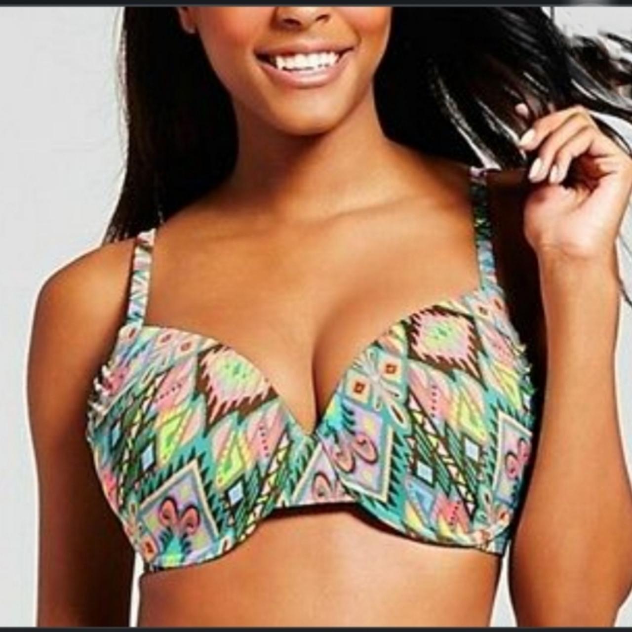 Xhilaration | Sage Green Ikat Padded Bikini Top Sz... - Depop