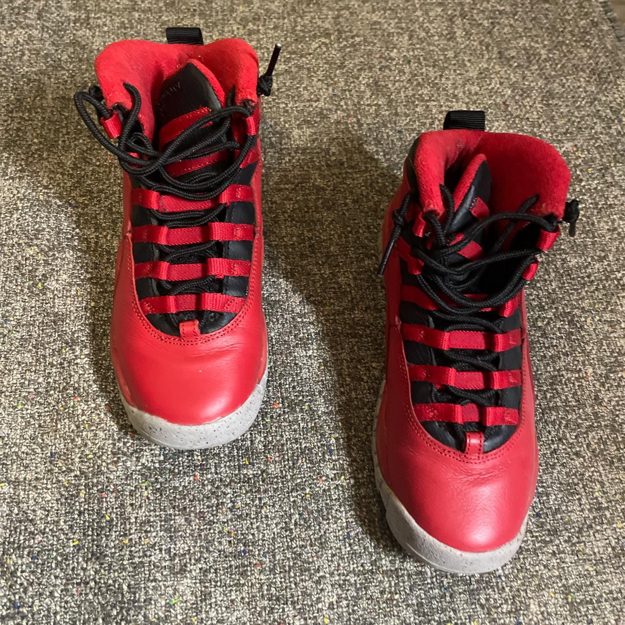 Chicago bulls Jordan 10s grade school size 4 - Depop