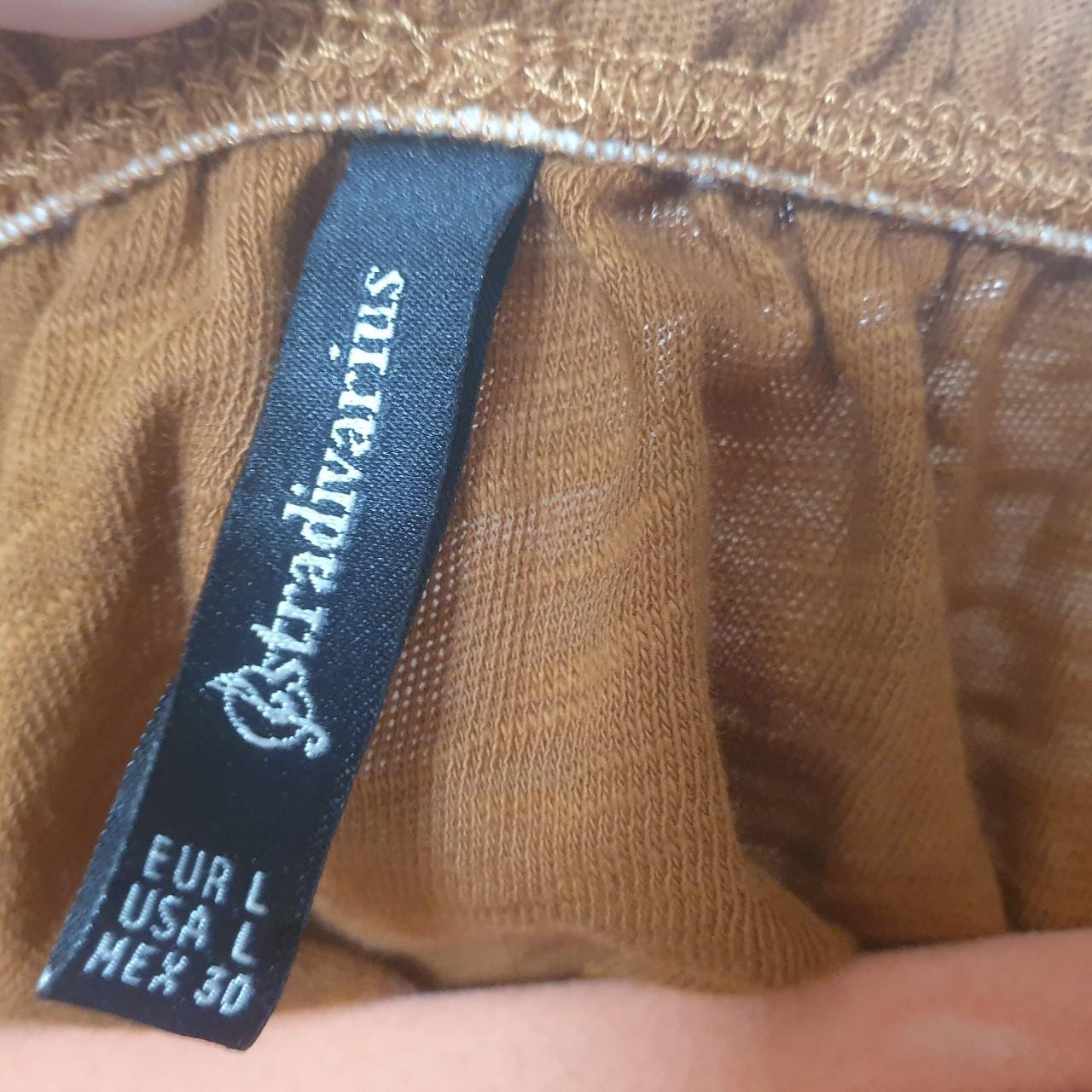 Off the shoulder Stradivarius top. A bit baggy,... - Depop