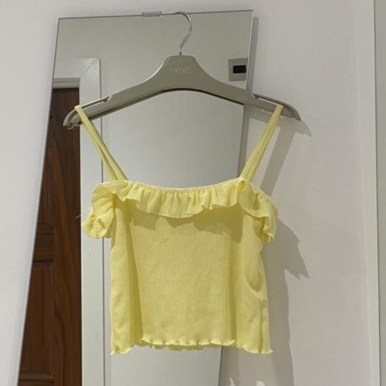 ⭐️cute plt crop top⭐️ perfect little top to have in... - Depop