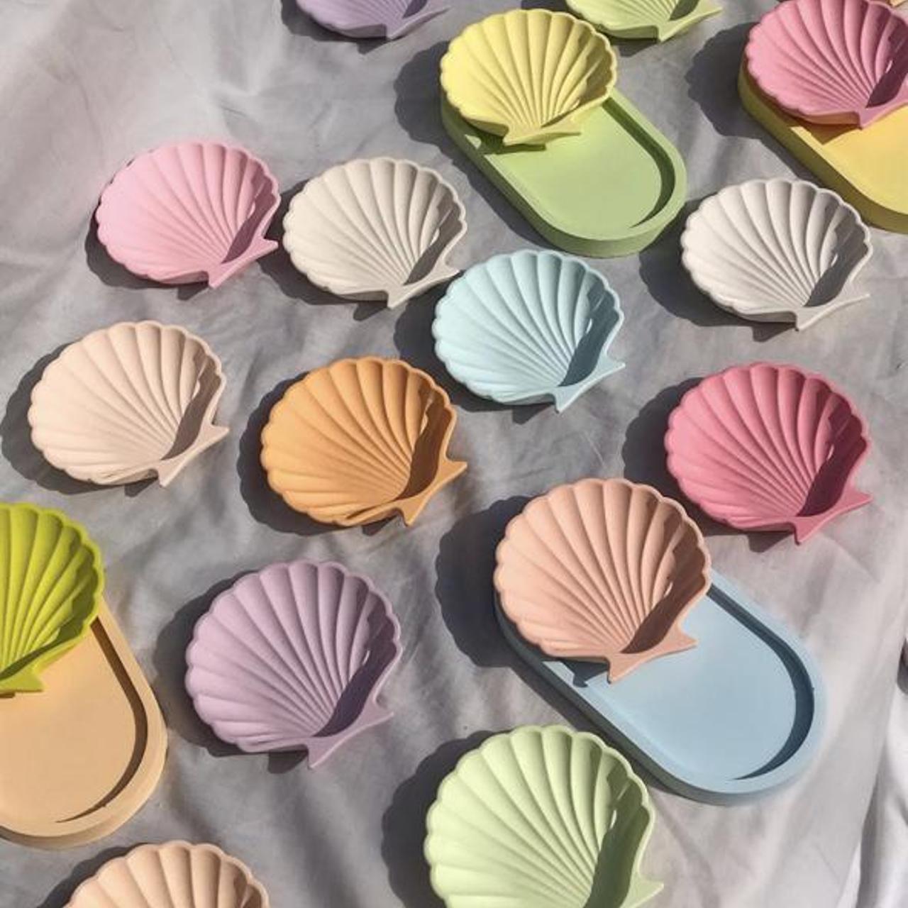 Handmade shell trays for accessories... - Depop
