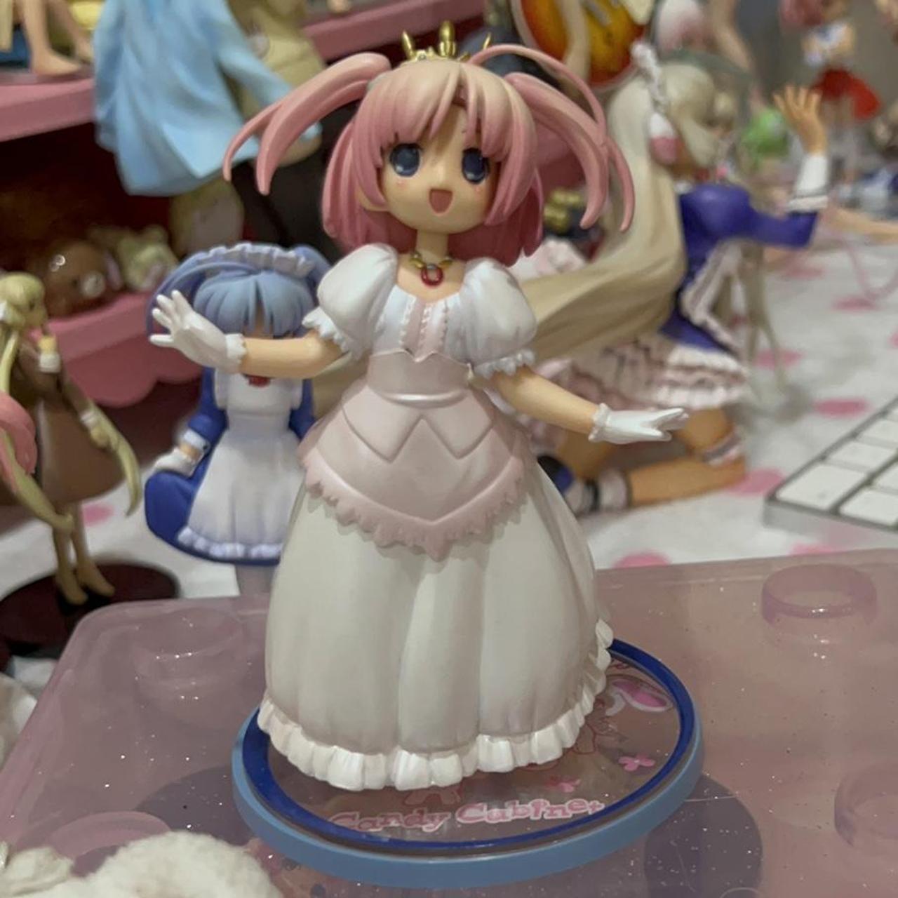 [pls msg me b4 purchasing] ️🦀 moetan figure (bnib)... - Depop