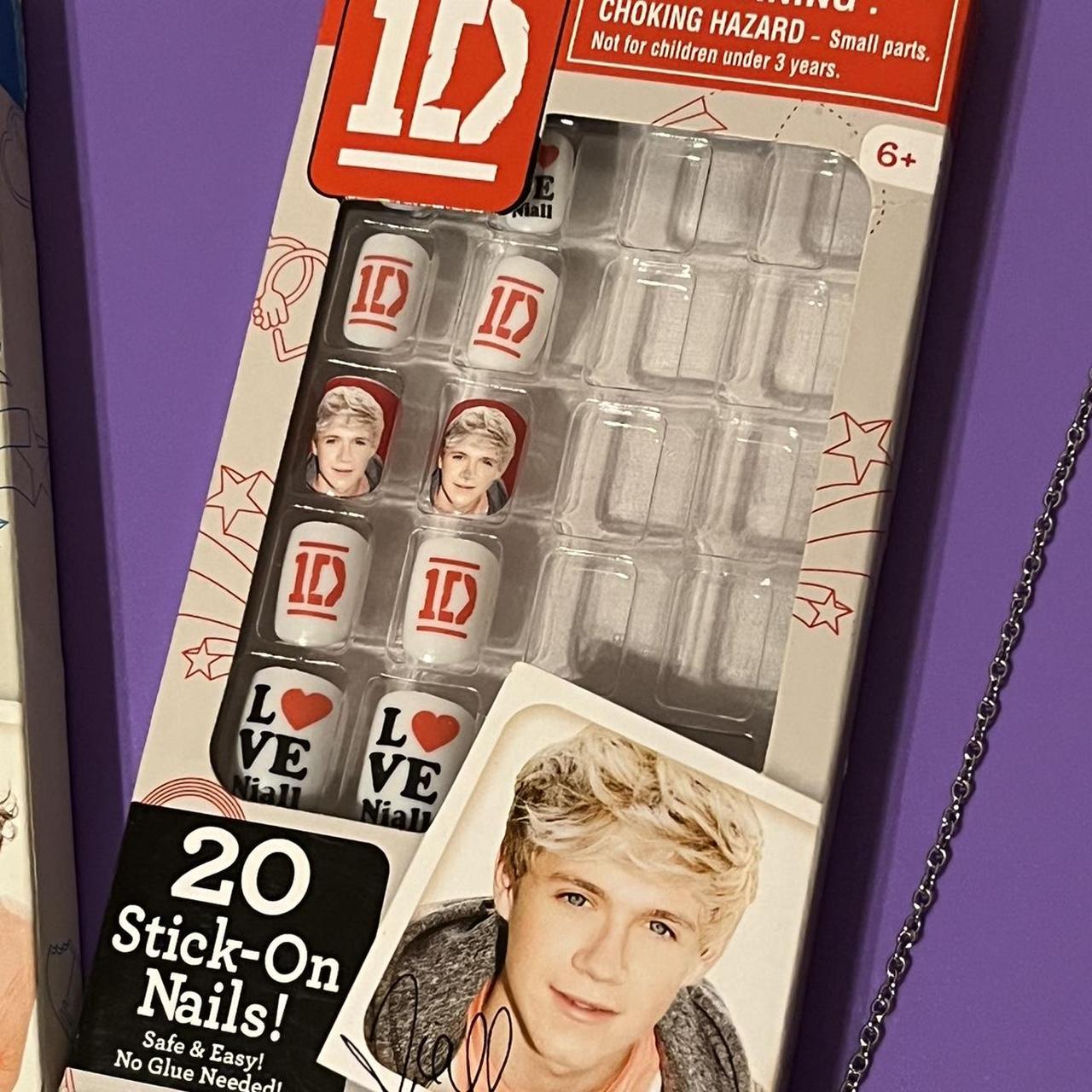 ️🇬🇧 One direction merch/accessory bundle. Adorable... - Depop