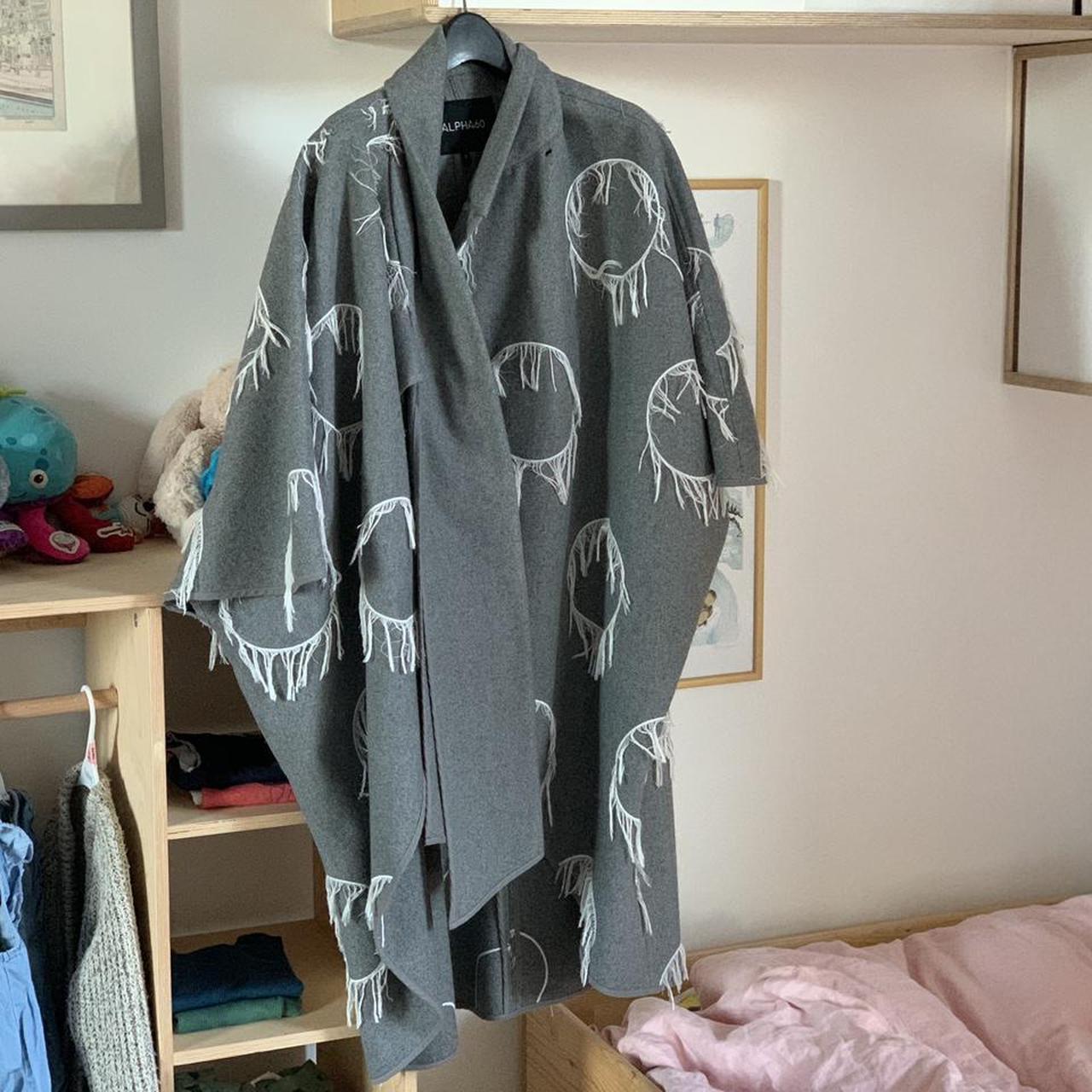 🤍 Alpha60 Grey Wool Batwing Coat 🤍 An amazing,... - Depop