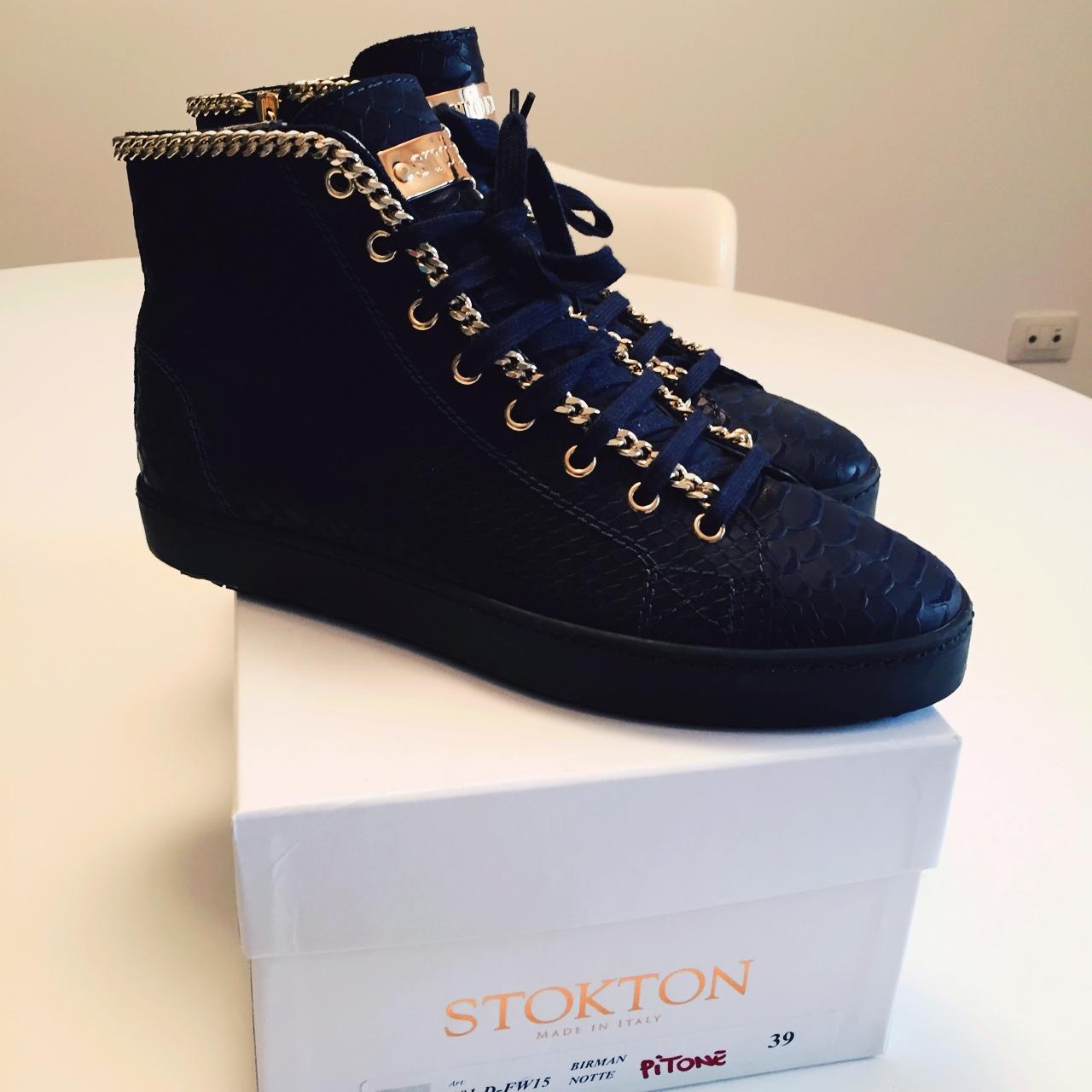Scarpe Sneakers Stokton pitonate Blu n.39 Messe solo... - Depop