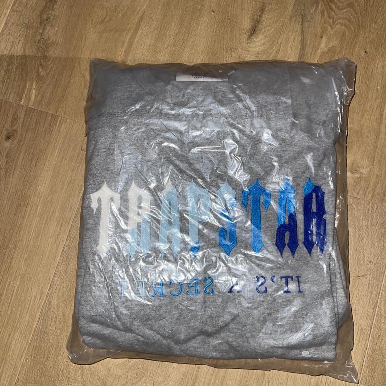 Brand new In bag Large Trapstar grey short set... - Depop