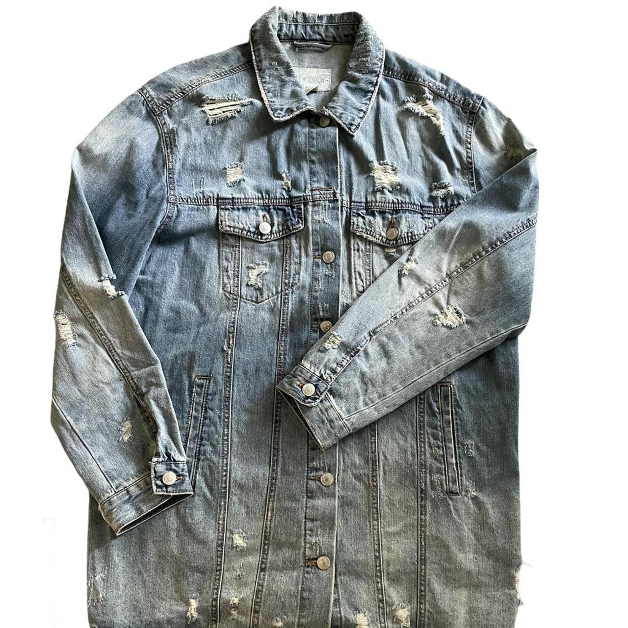 Super cute oversized jean jacket Size XL - Depop