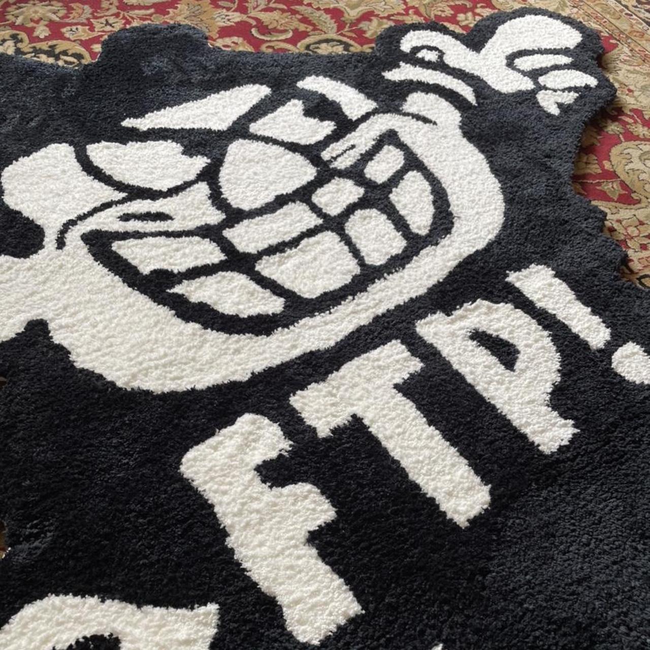 💀SEND OFFERS💀 FTP Boris rug Never used Comes wrapped... - Depop