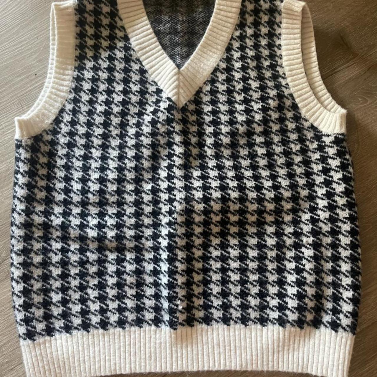 Checkered vest black and white Only used once Size... - Depop