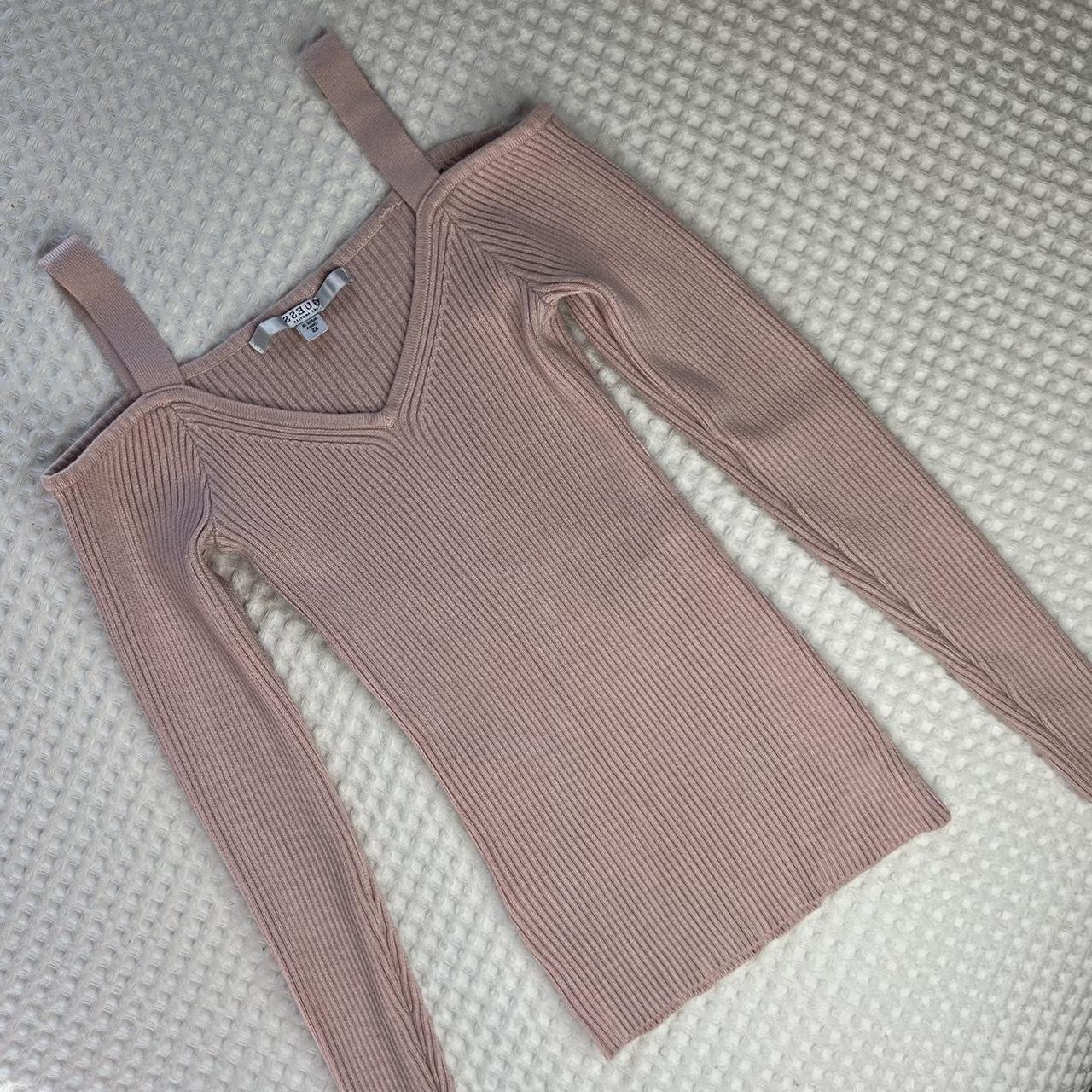 Guess Mauve Pink Cold Shoulder Long Sleeve Top - Depop