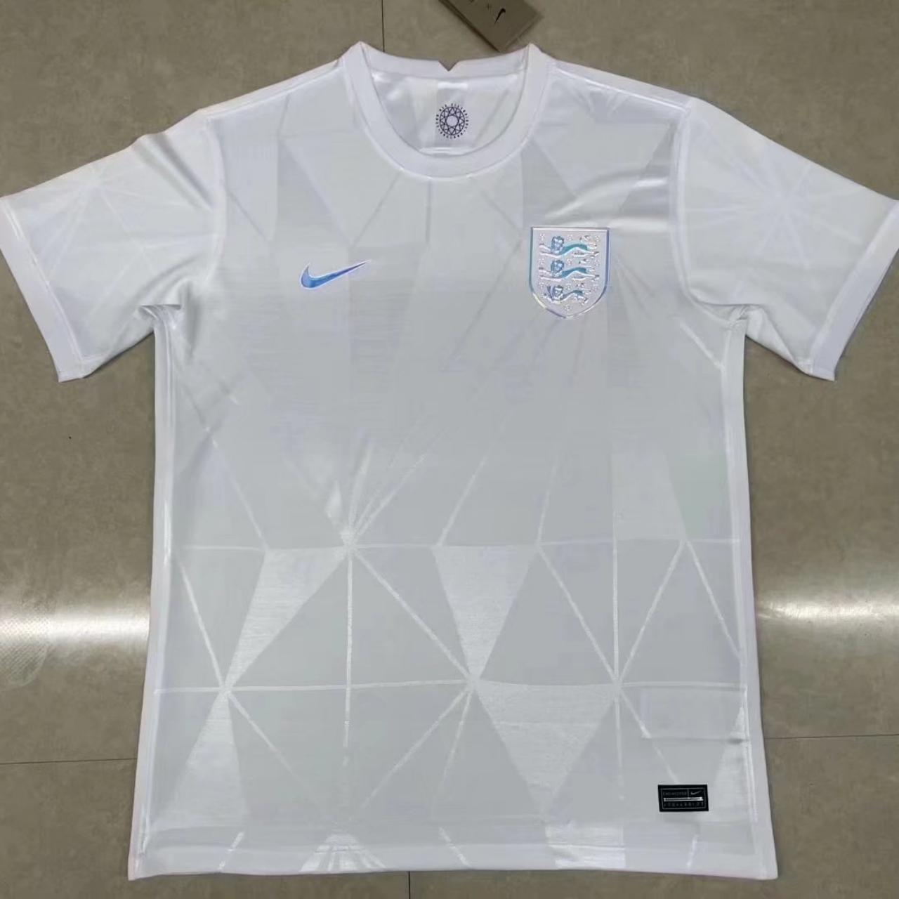 22/23 England National Team Home Adults Football... - Depop