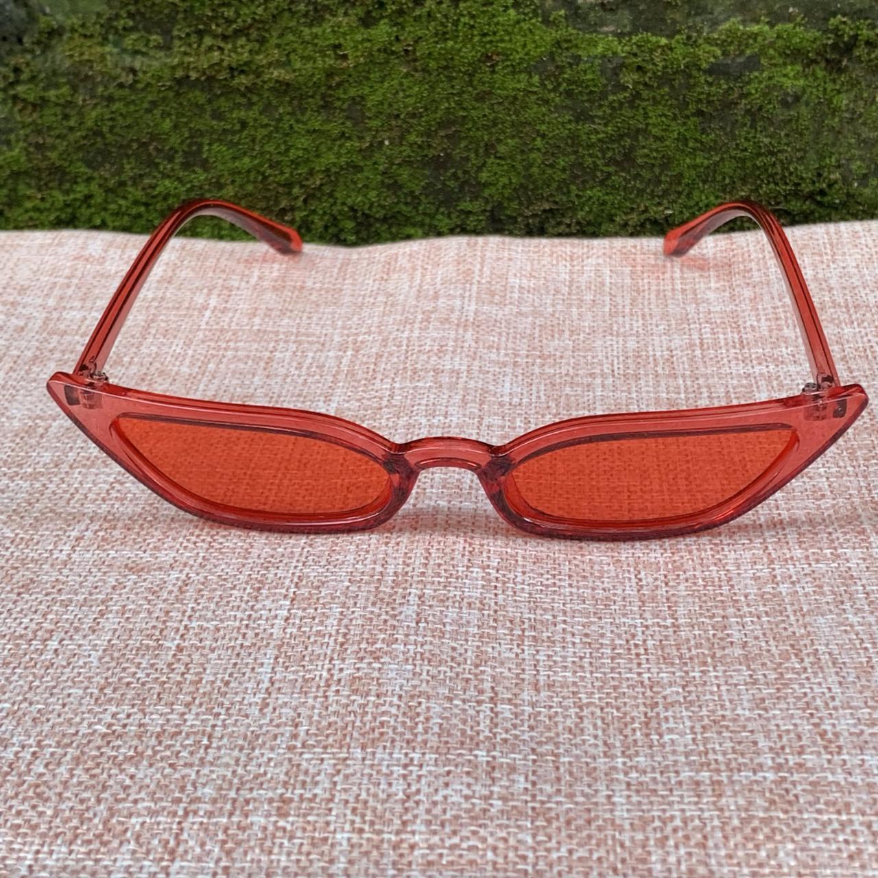 🕶🌈Pop Front Fashionistas and Internet Stars... - Depop