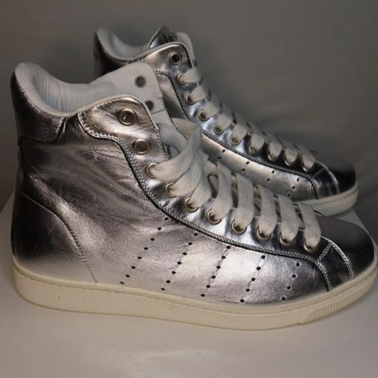 Dsquared2 Men's Silver Trainers | Depop
