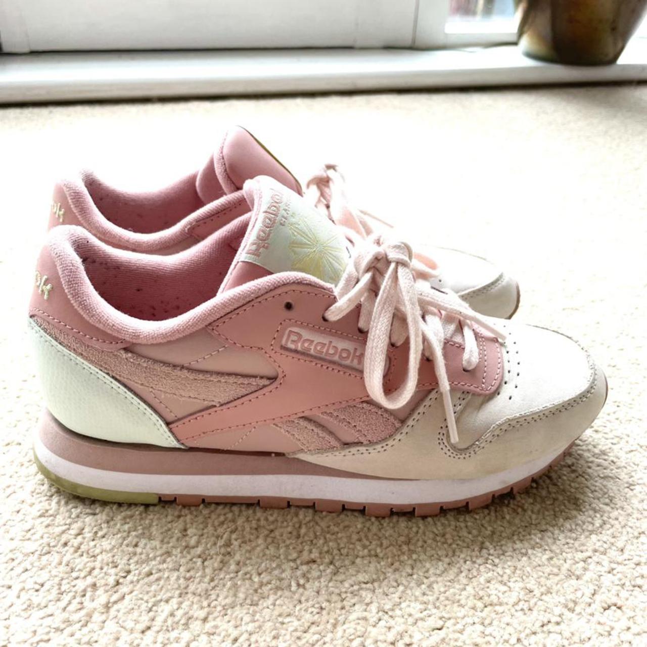 Reebok Women's Pink and Cream Trainers | Depop