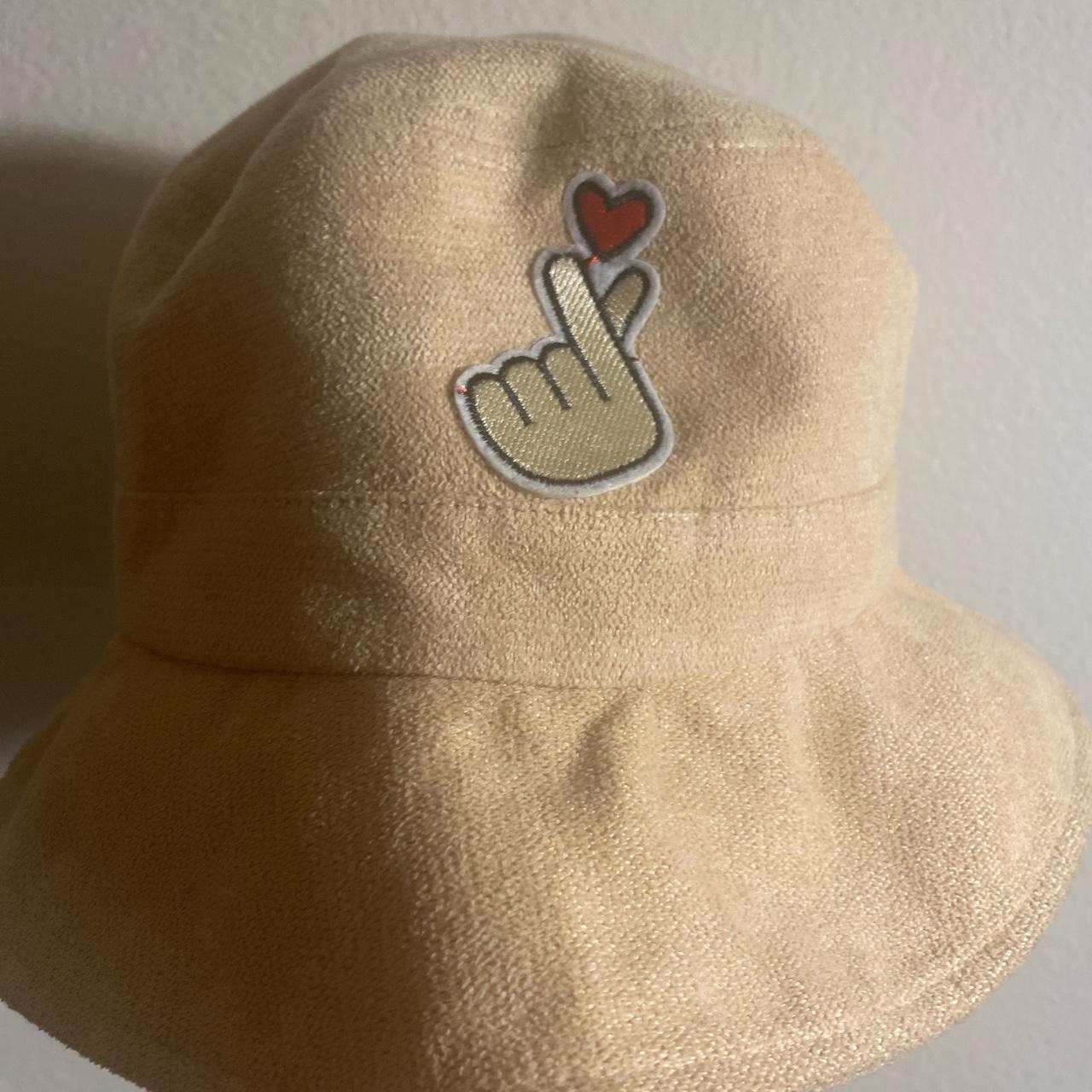 Kpop Finger Heart Bucket Hat. #kpop #hat #cute - Depop