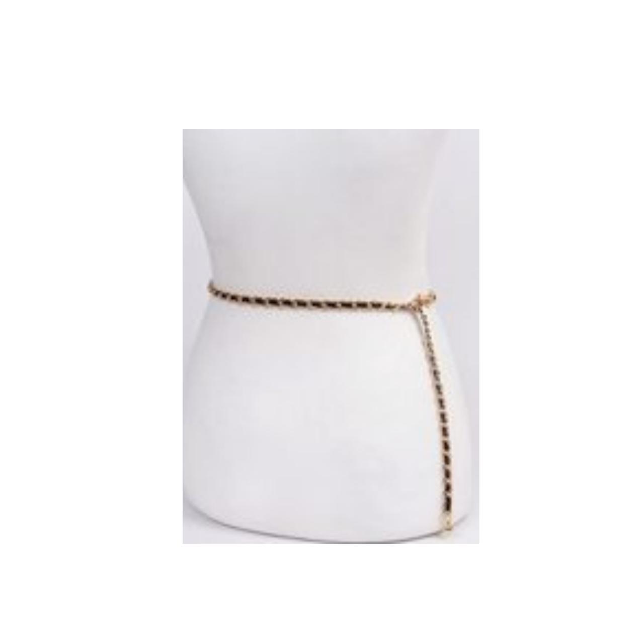 Drop Bulk Cross Chain Belt * Polyurethane/ Iron. *... - Depop