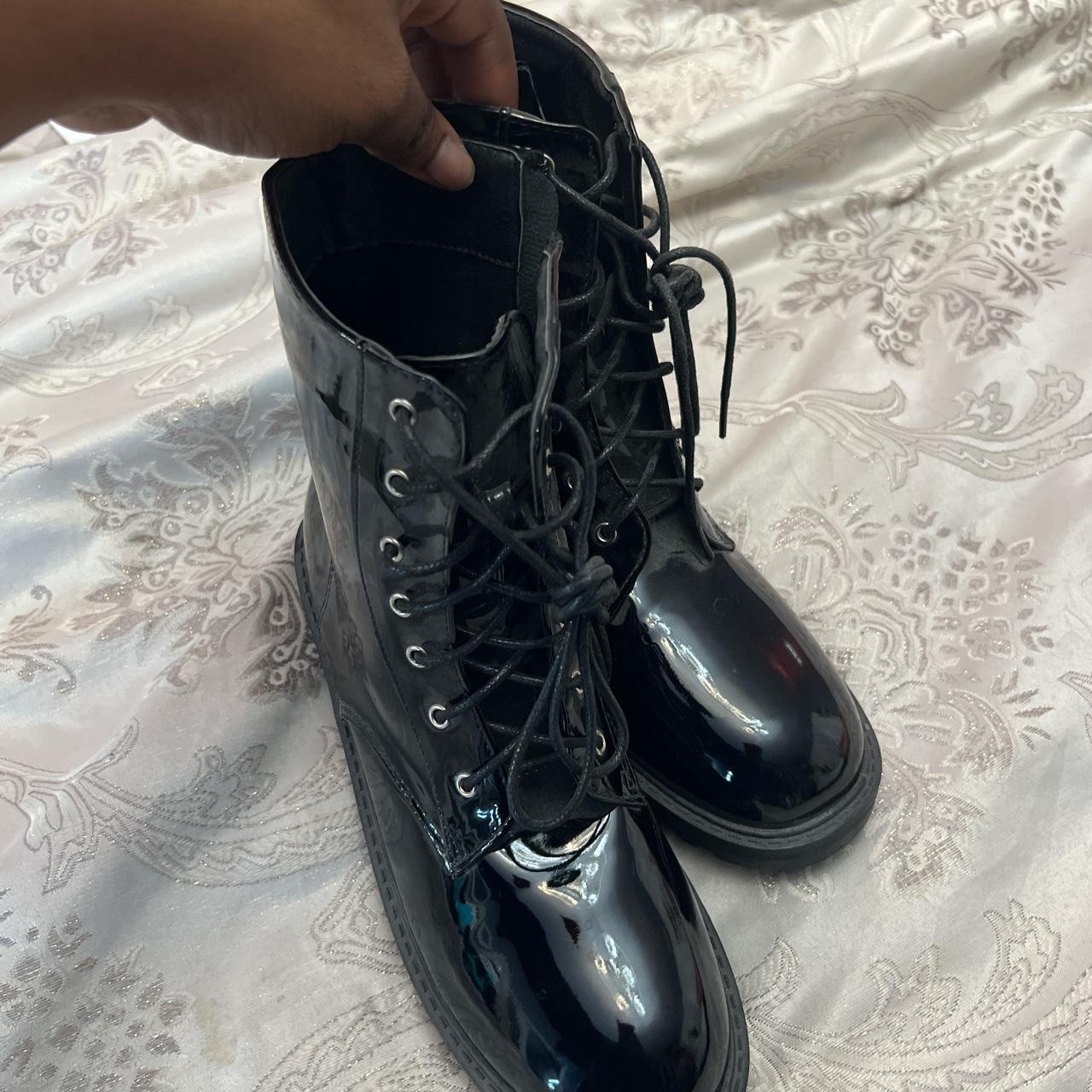 Shiny patent leather combat boots Size uk 42 - Depop