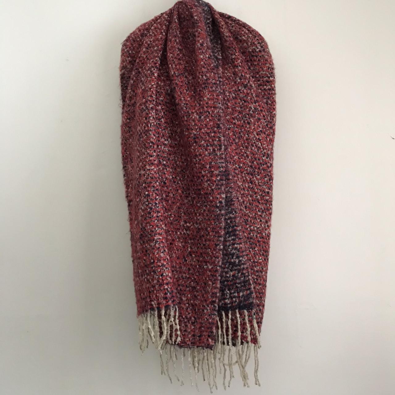 Loft fuzzy scarf with fringe - Depop