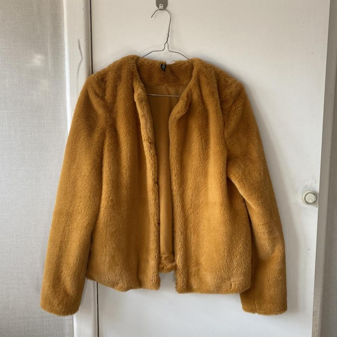 H&M faux fur jacket Perfect condition, only worn... - Depop