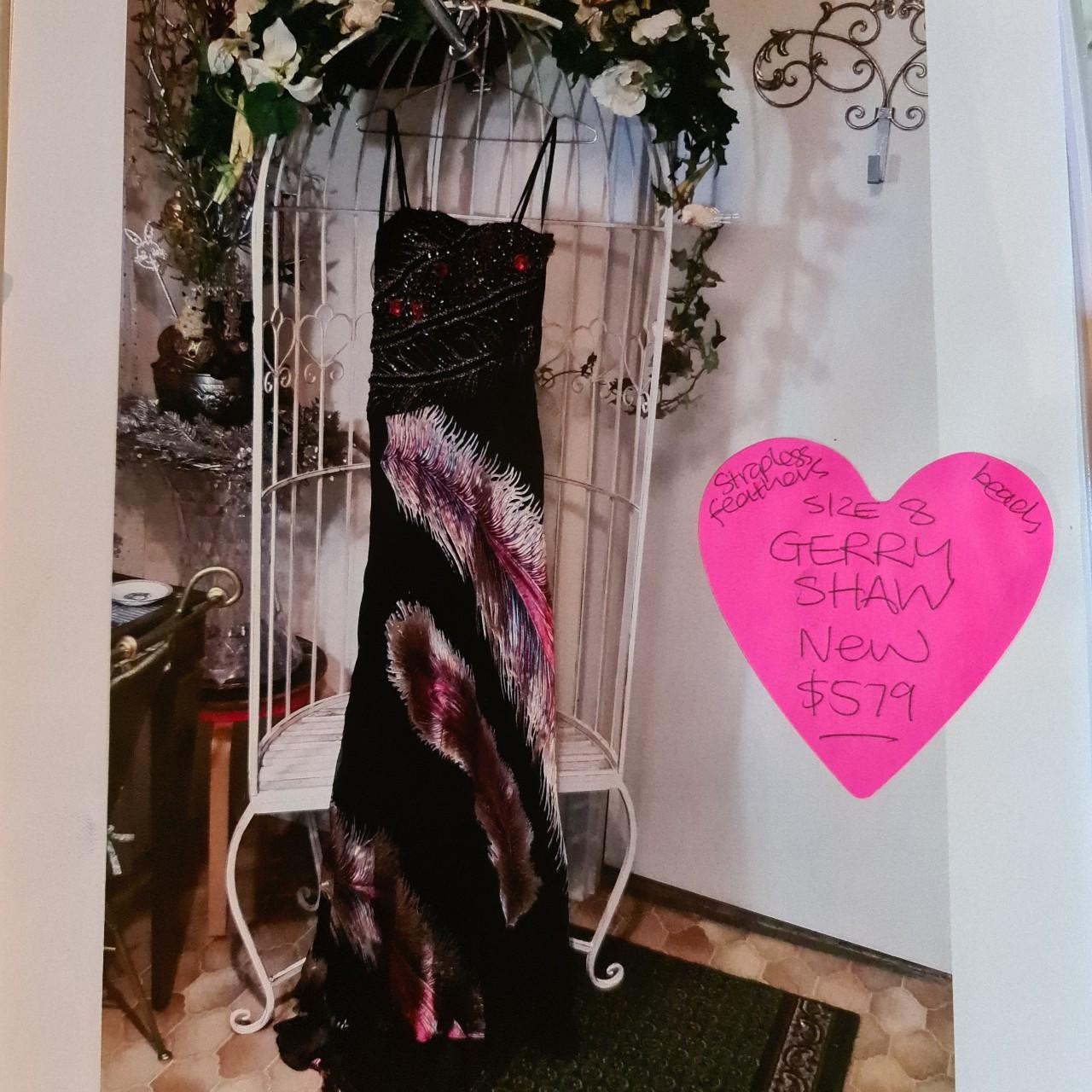 GERRY SHAW Dress NEW size 8 Float like a feather... - Depop