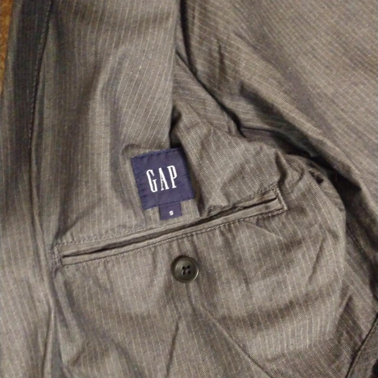 Gap Men's Grey and White Suit | Depop