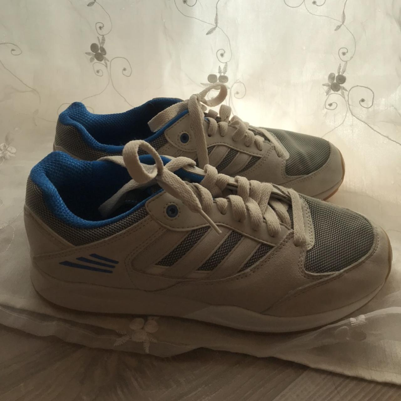 Adidas shoes, never worn, size 40 - Depop