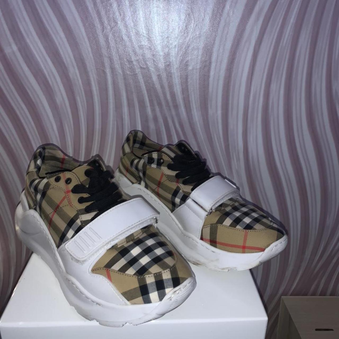 Burberry trainers Only works 5-6 times at the... - Depop
