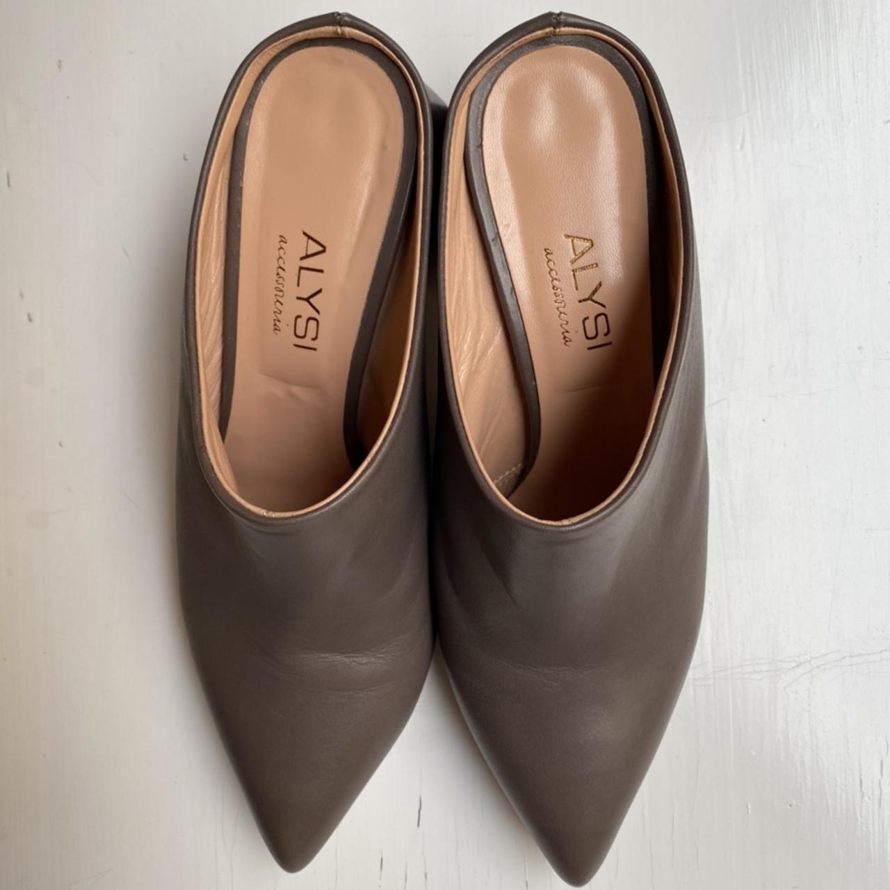 Sabot mules con tacco Alysi vero cuoio grigie Tacco... - Depop