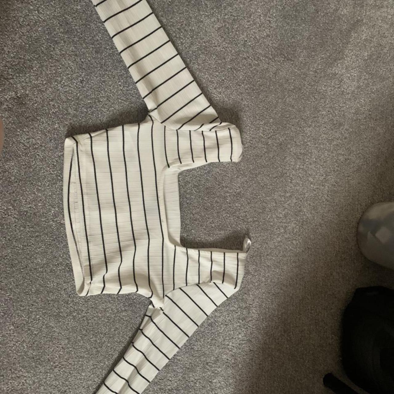 Primark low cut stripey long sleeve crop top - never... - Depop