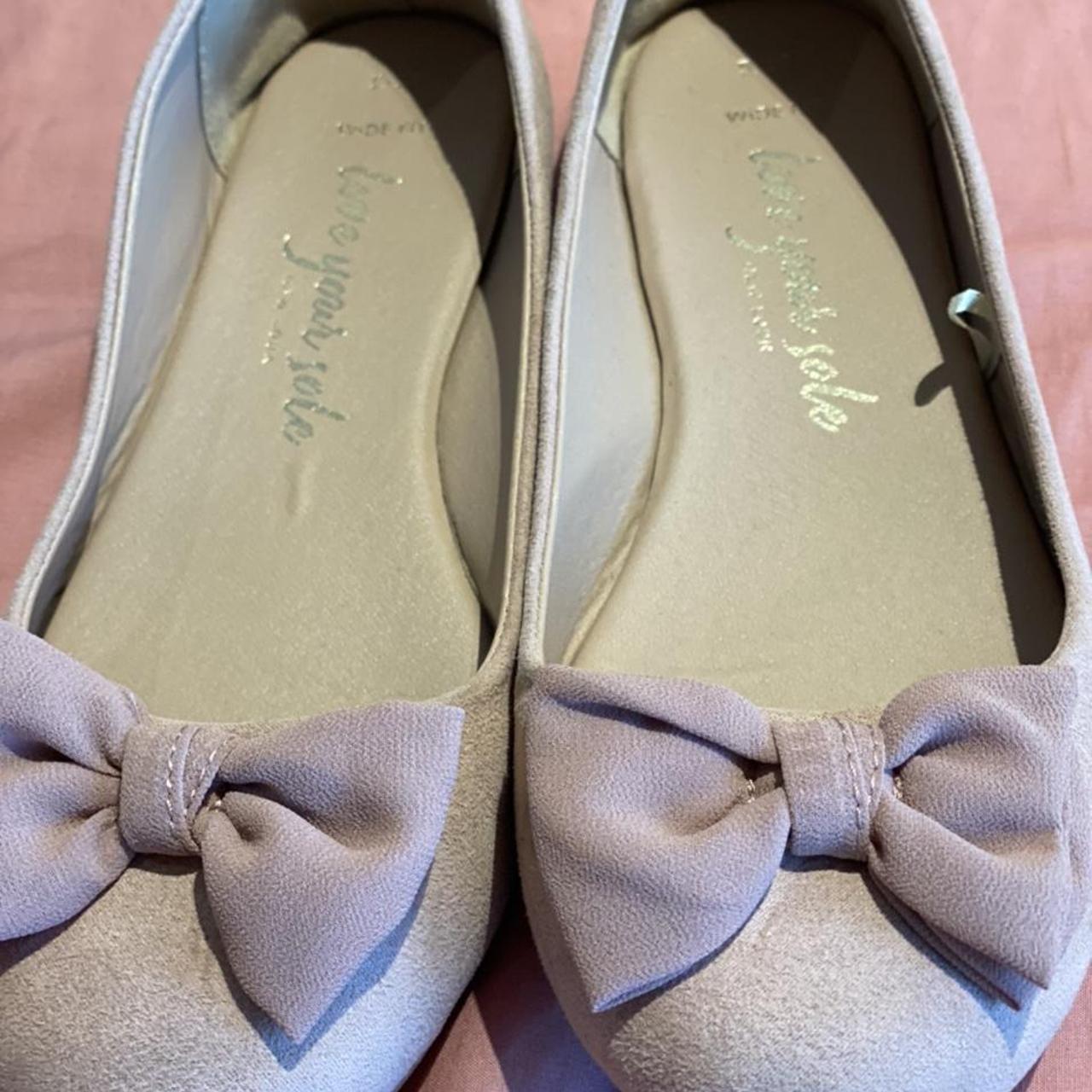 Cute ballet light pink flat shoes with... - Depop