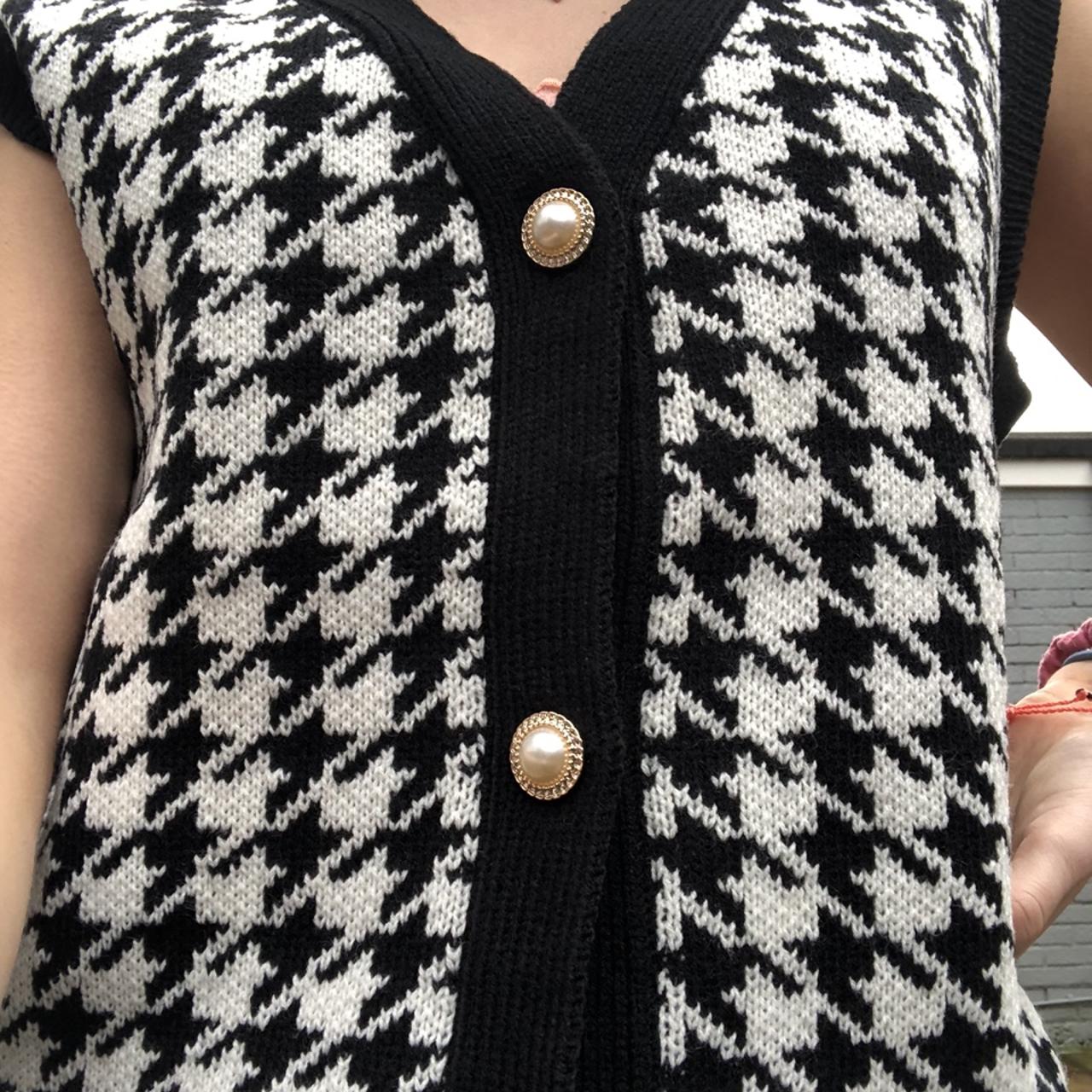 Black and white checkered sweater vest!🖤🤍 Free uk... - Depop