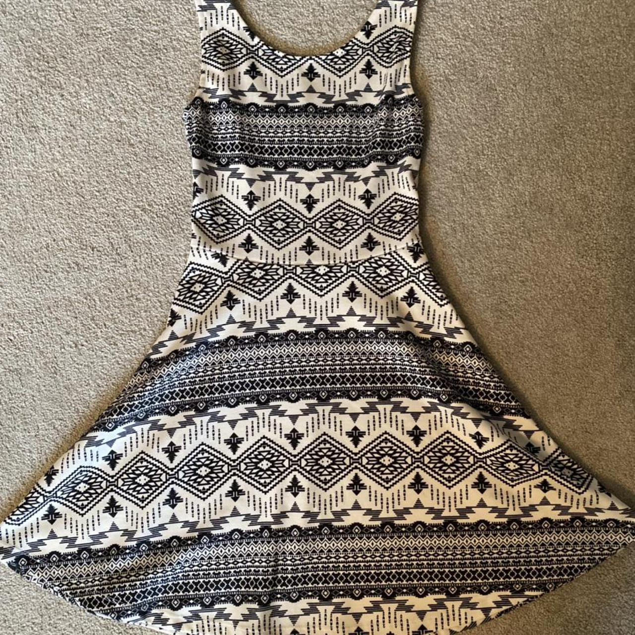 H&M Divided dress - size Uk 8 - Depop