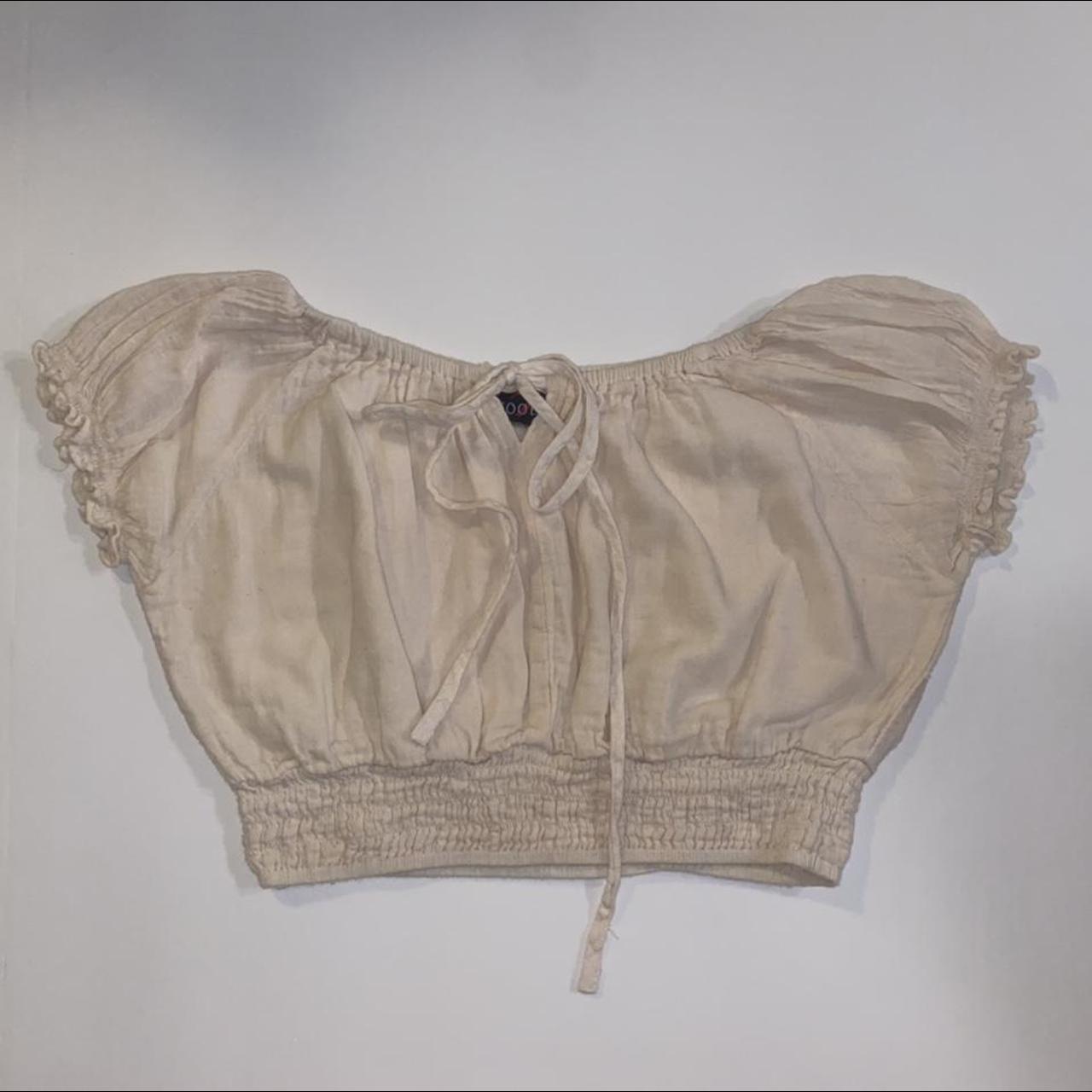 vintage crop top crème color size XS - Depop
