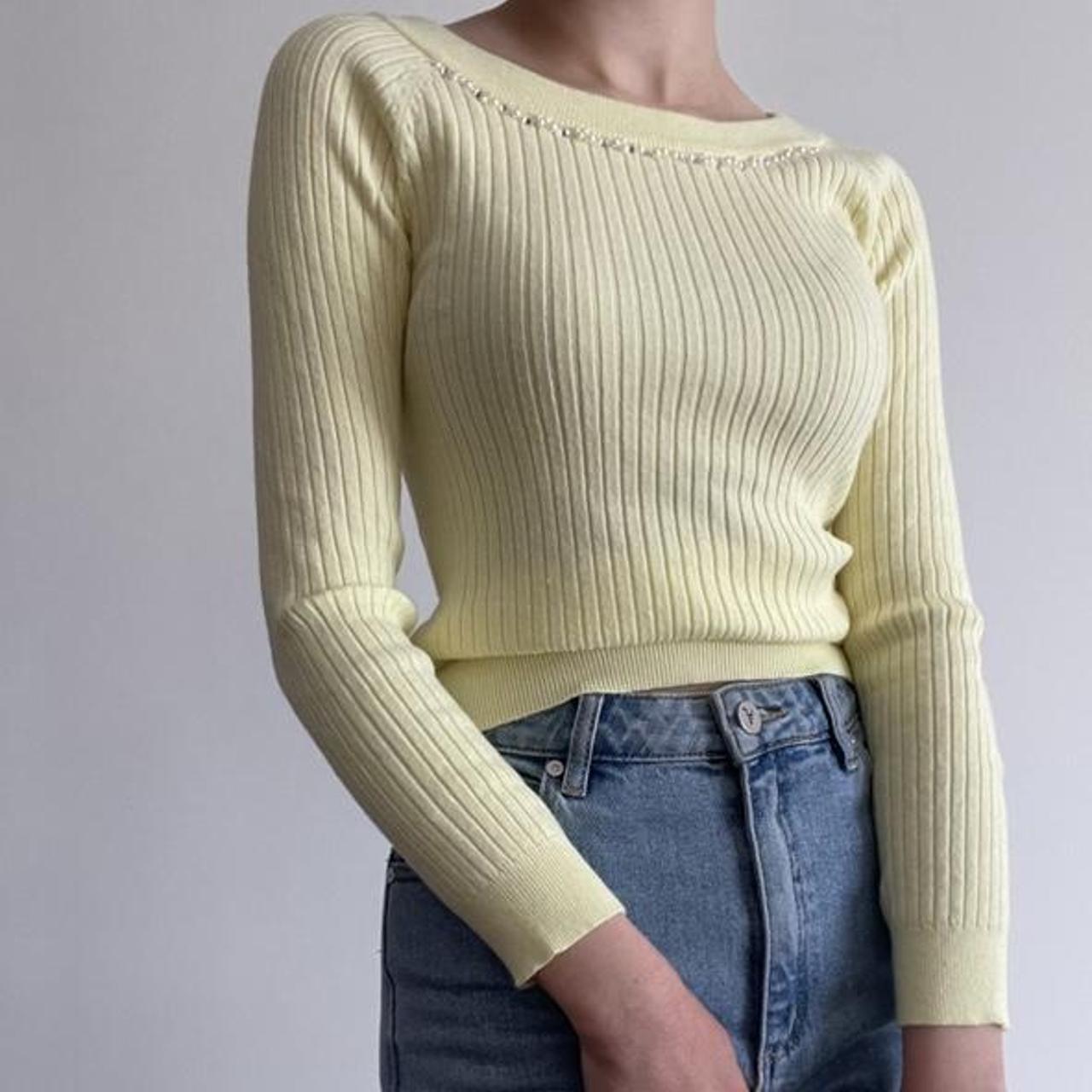Women's Yellow Jumper | Depop