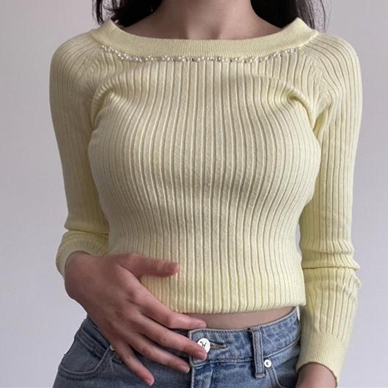 Women's Yellow Jumper | Depop