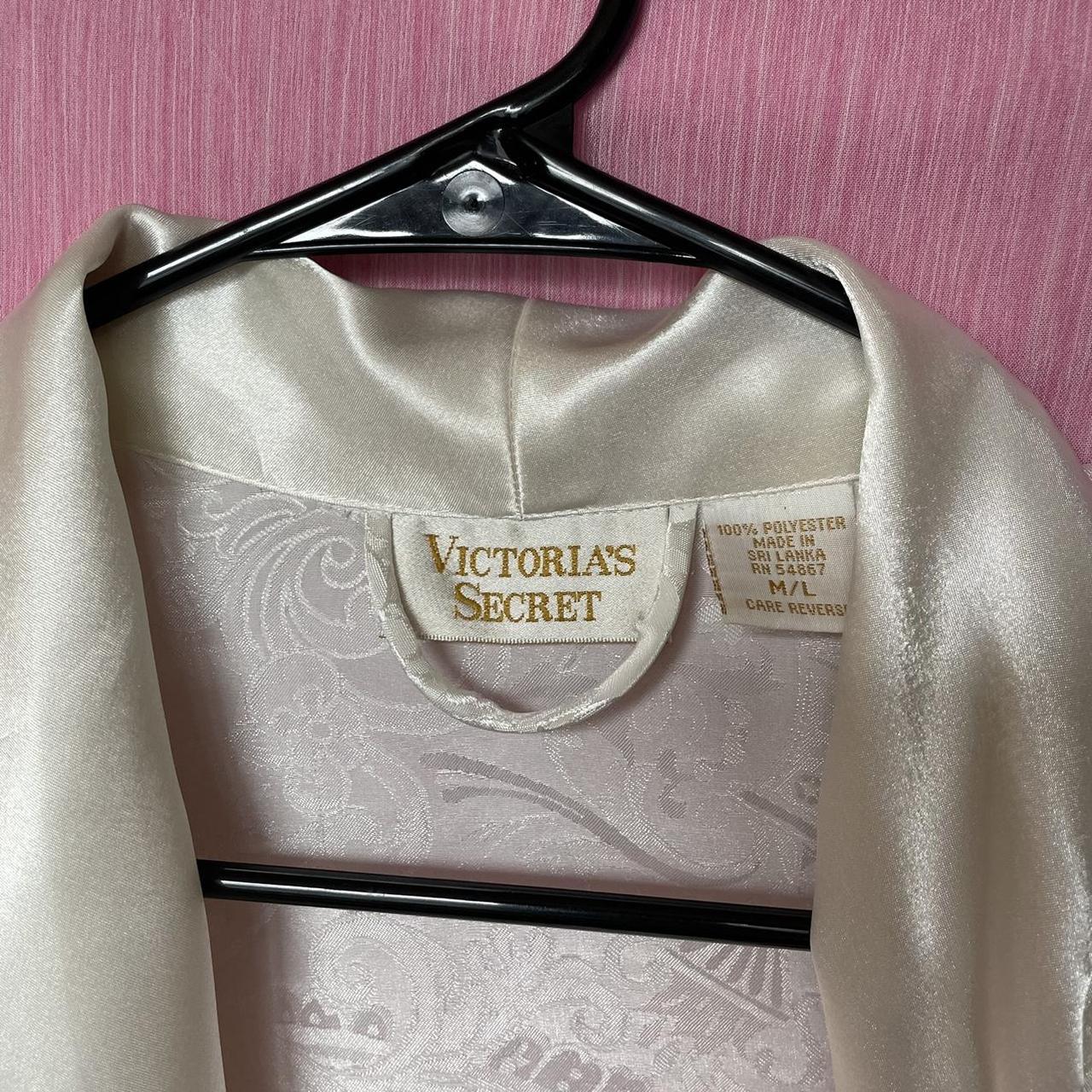 Victoria's Secret Women's White and Cream Robe | Depop
