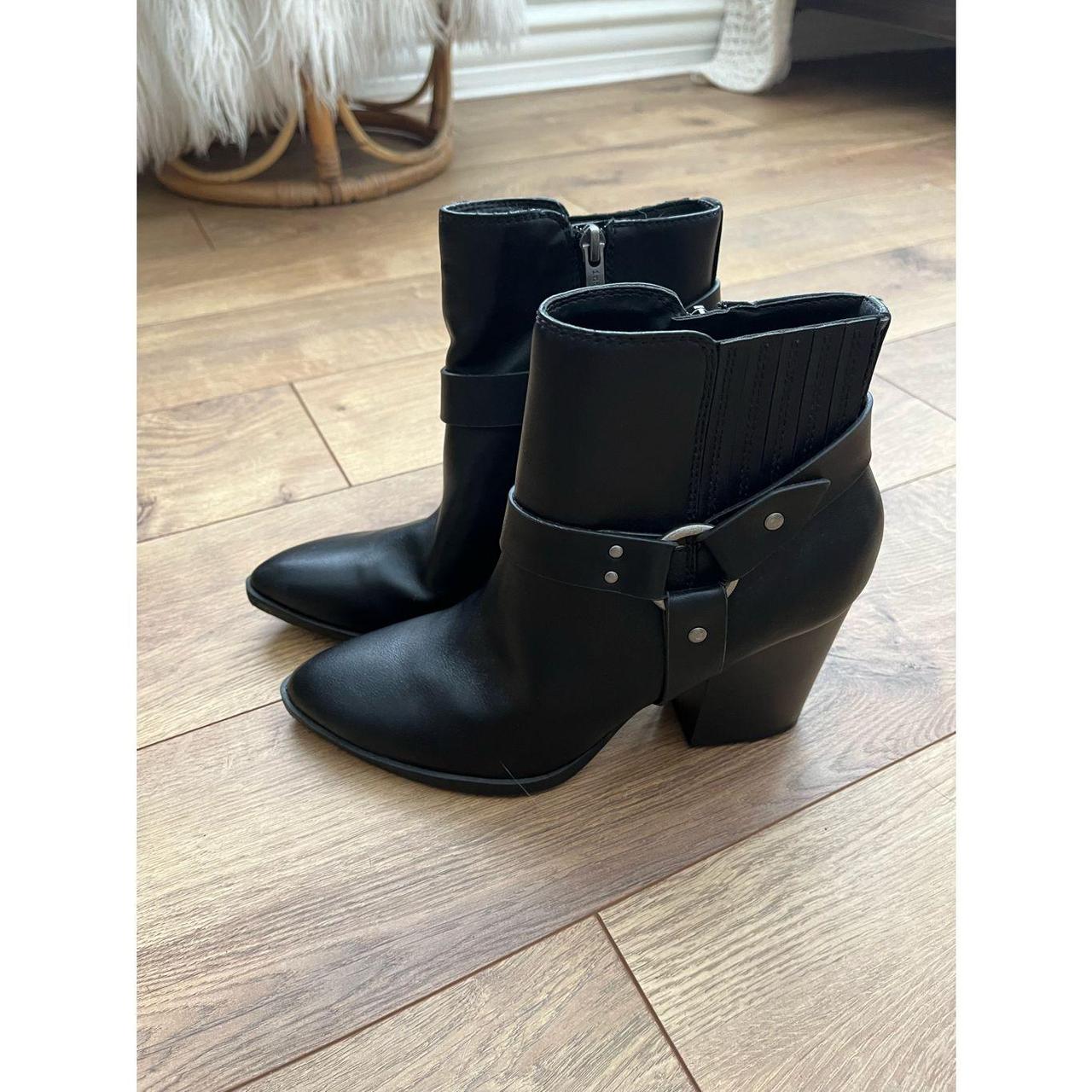Like new! Tried on only. Indigo Rd. black ankle... - Depop