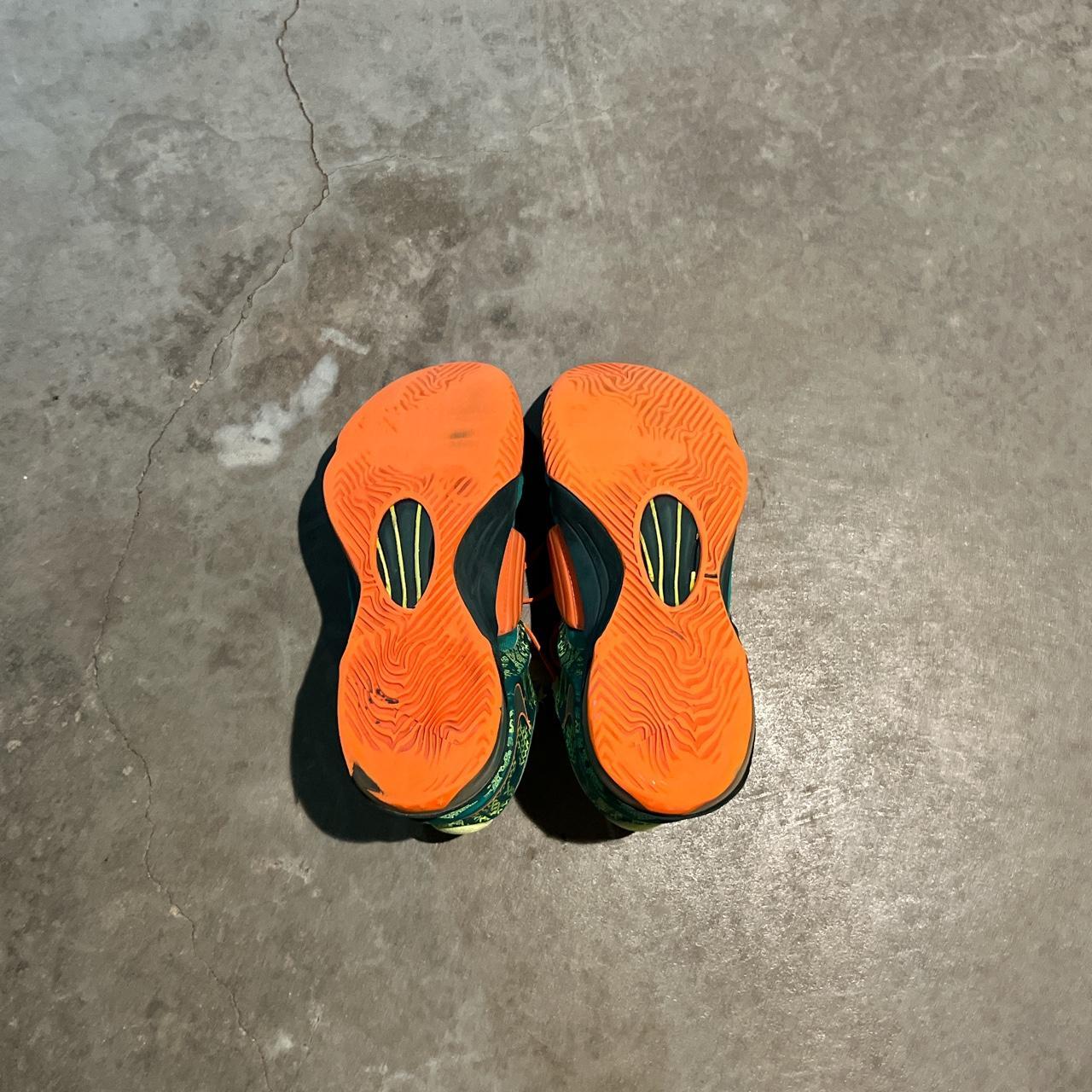 KD 7 “Weatherman” Size 11 Some Flaws on the shoes... - Depop