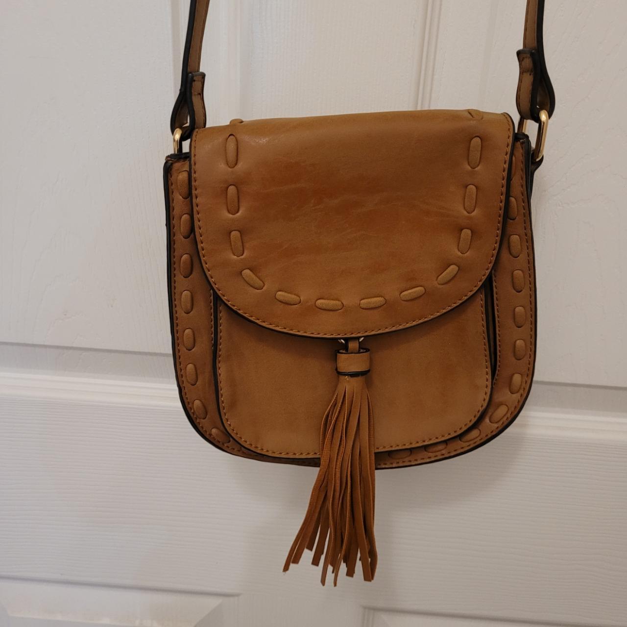 G. H. Bass & Co. Leather Crossbody Bag. G.H.Bass &... - Depop