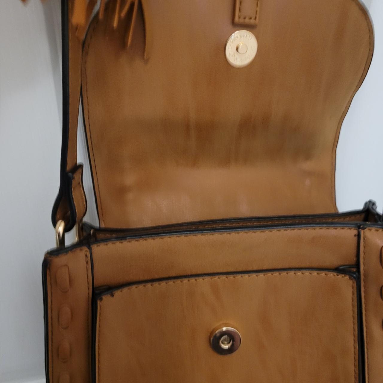 G. H. Bass & Co. Leather Crossbody Bag. G.H.Bass &... - Depop