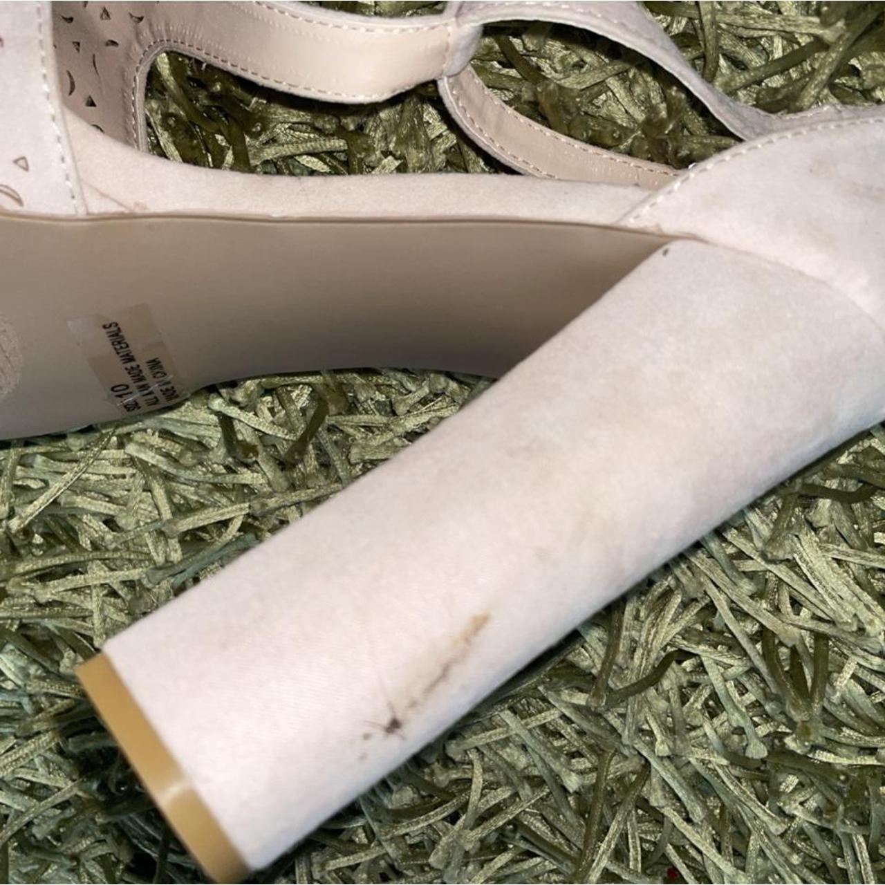 Cupid Brand Cream Cut Out Platform Sandal 10M - Depop