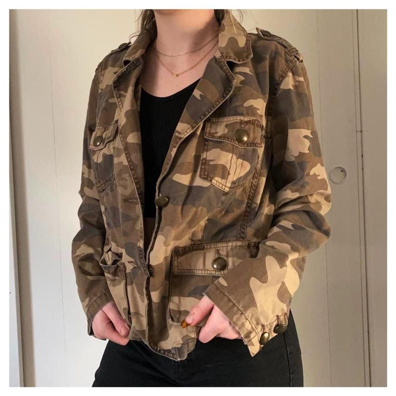 Faded Glory Button Up Cargo Jacket Women's XL Camo... - Depop