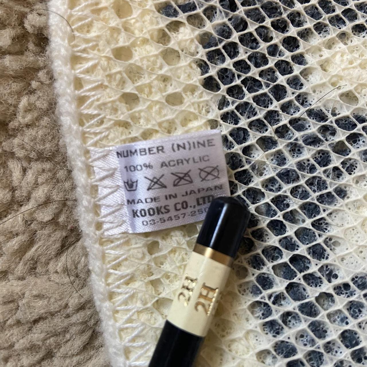Another rug from Number Nine. Uses the well known... - Depop