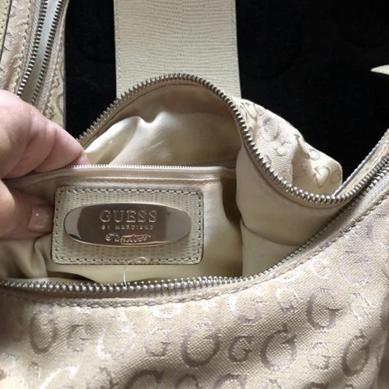 Guess bag Excellent condition! FREE WORLDWIDE... - Depop