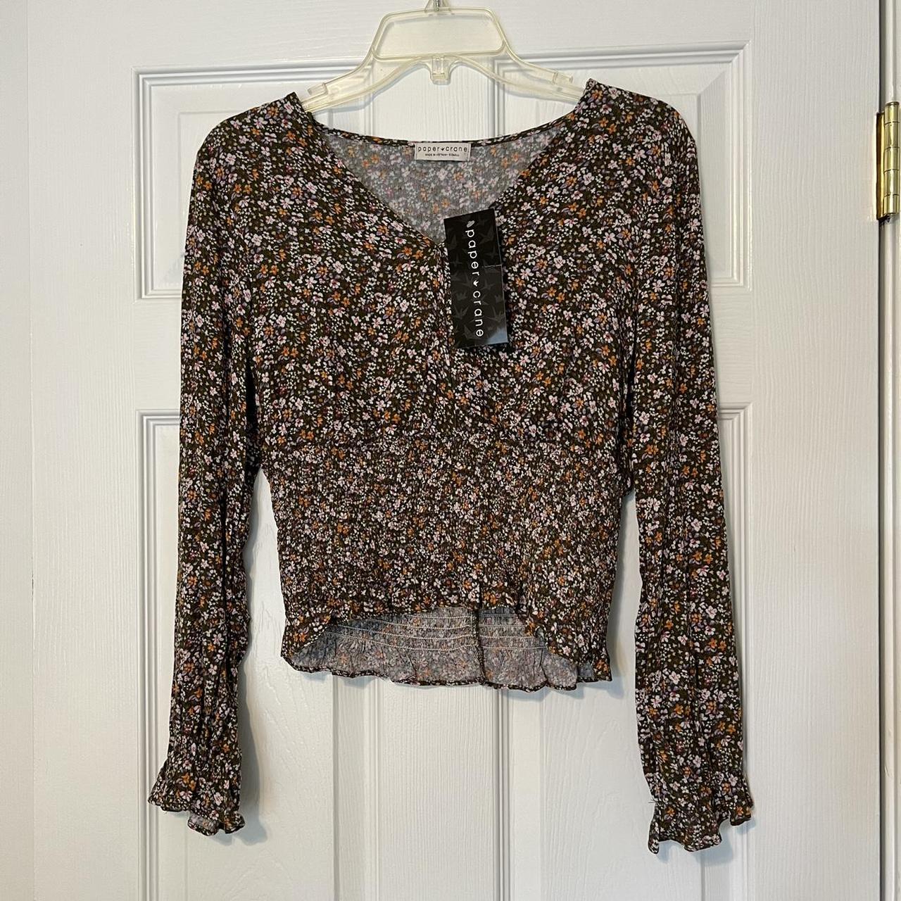 Paper Crane crop v-neck smocked floral top new with... - Depop