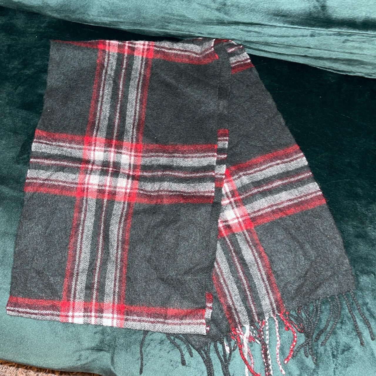 100% cashmere scarf , Uniqlo green and red... - Depop