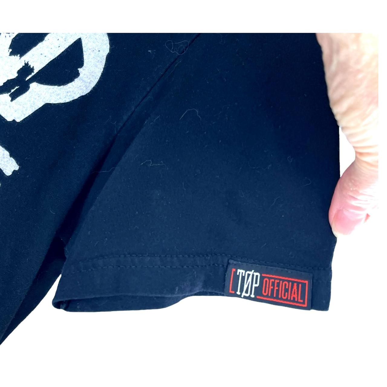 Tweny one pilots blurry face t shirt from 2015. TOP... | Depop