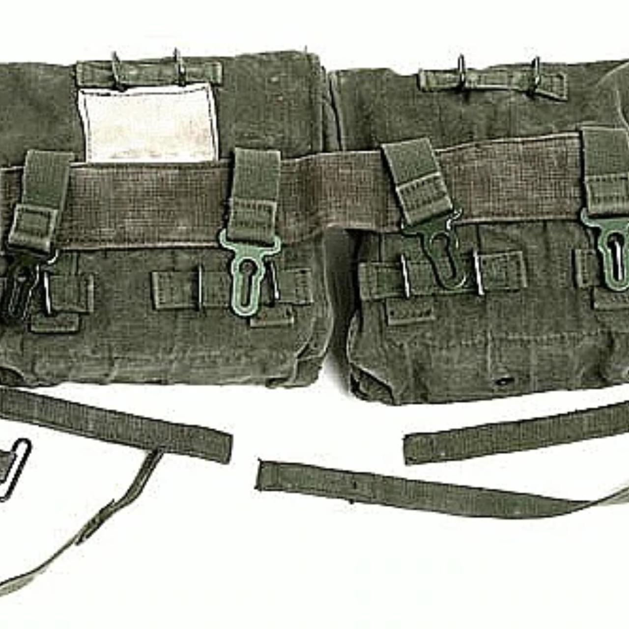 Vintage British P58 Kidney Pouches British 58... - Depop